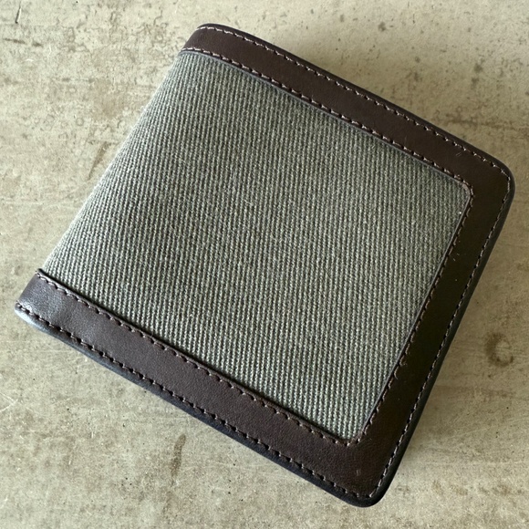 Filson | Accessories | Like New Filson Wallet Otter Green Leathertwill ...